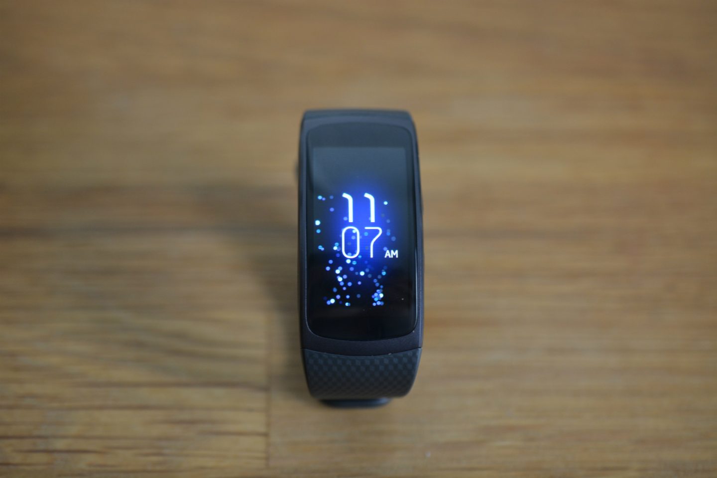Gear Fit 2 review: A thoughtful marriage of smartwatch and fitness band ...
