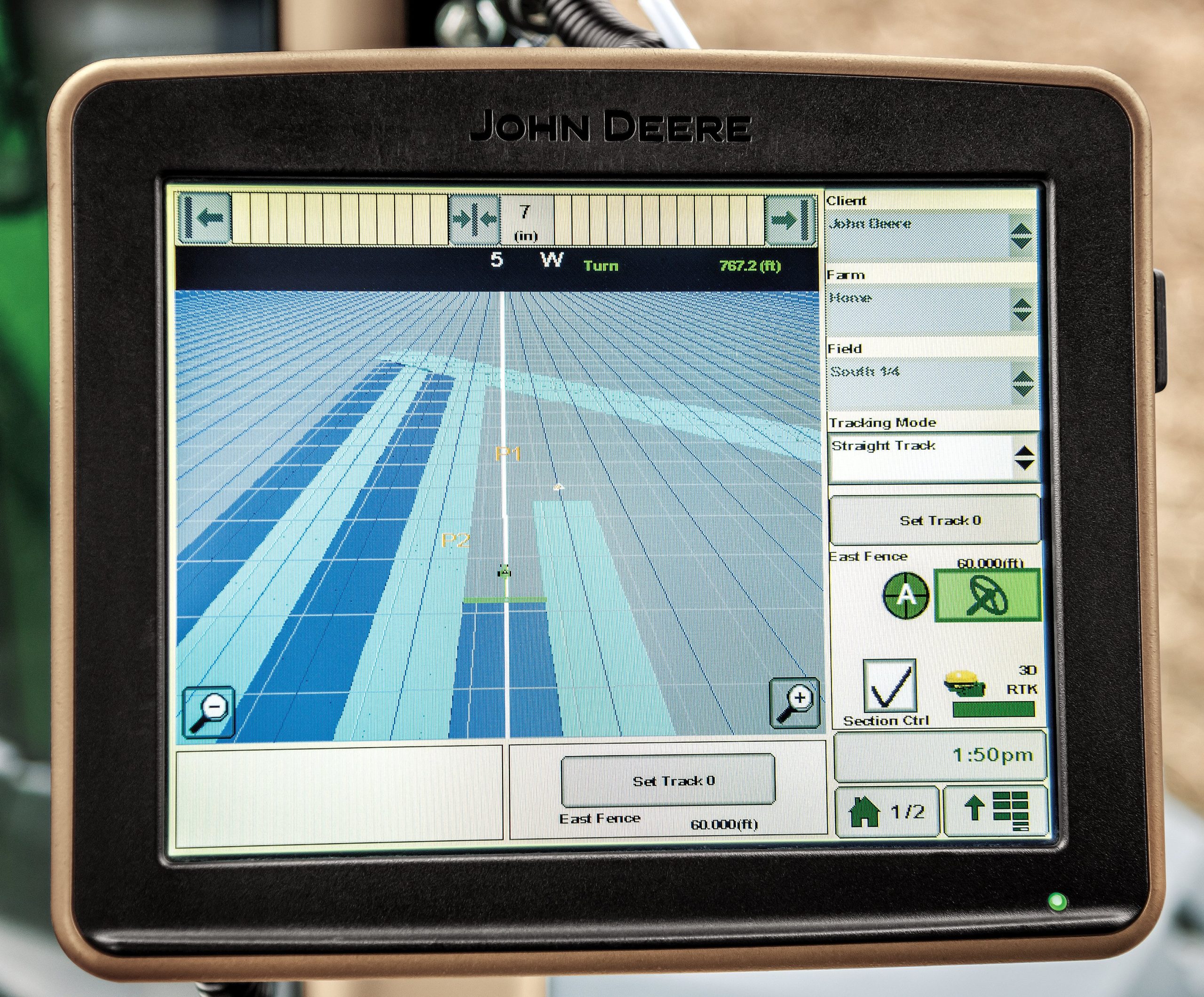 Self-driving tractors and data science: we visit a modern farm - Ars ...