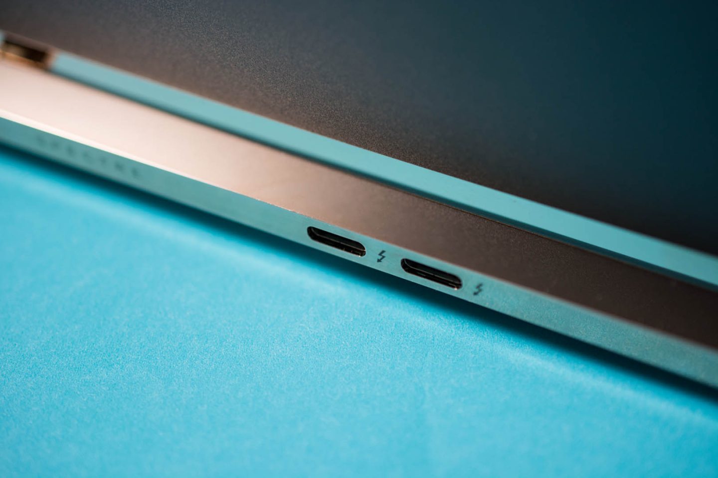 HP Spectre 13 reviewed: Remarkably thin, but not light on power - Ars ...