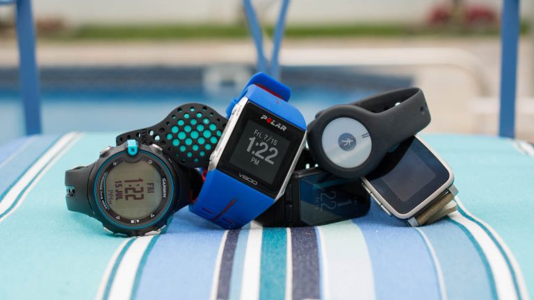 Doing laps and making waves: How to pick a swim tracker - Ars Technica