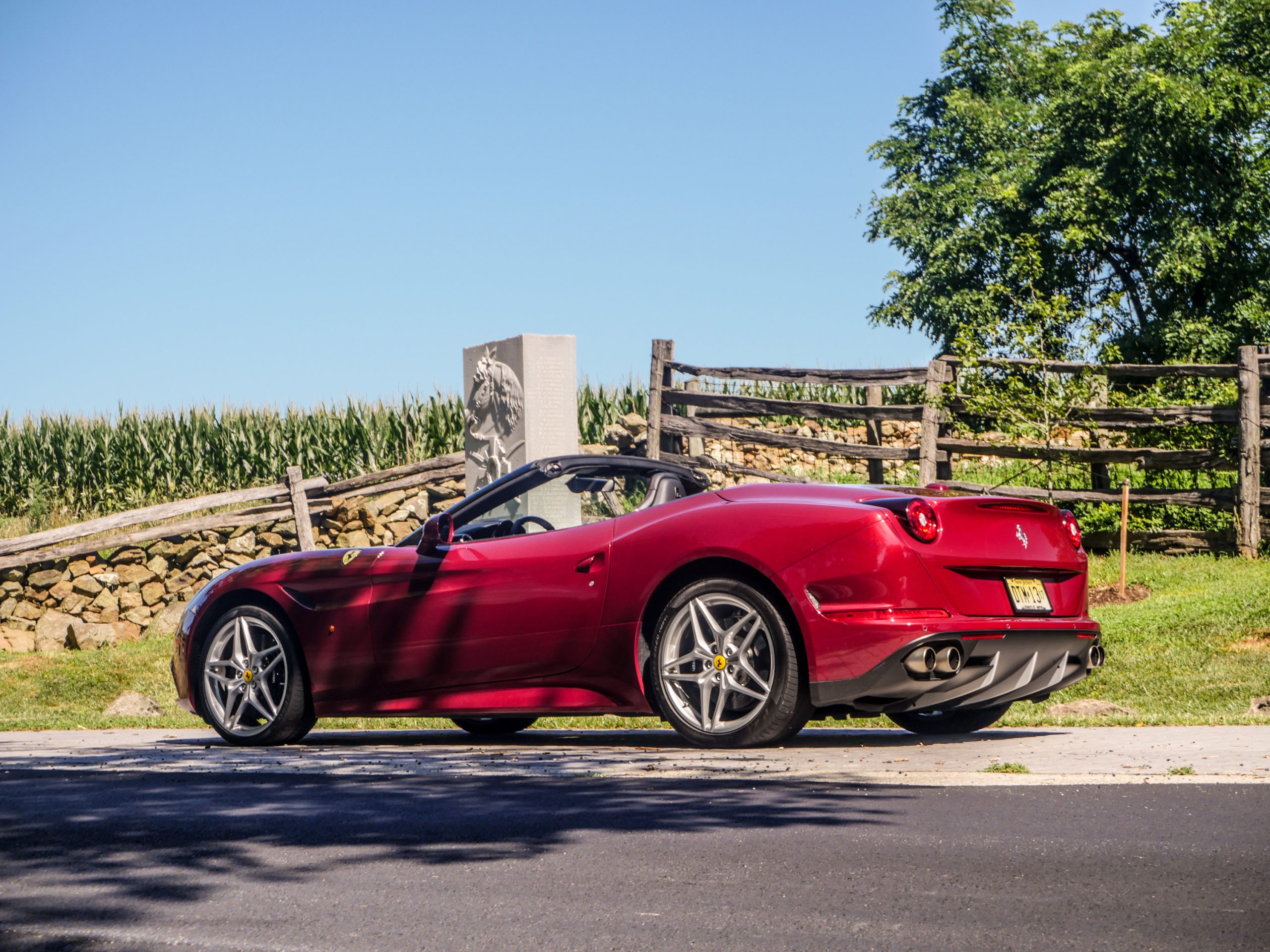 Beauty, brawn, and brains? The 2016 Ferrari California T - Ars Technica