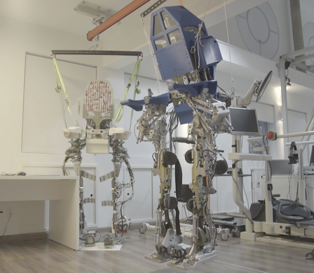 Brain training with exoskeleton and VR spurs recovery for paraplegics ...