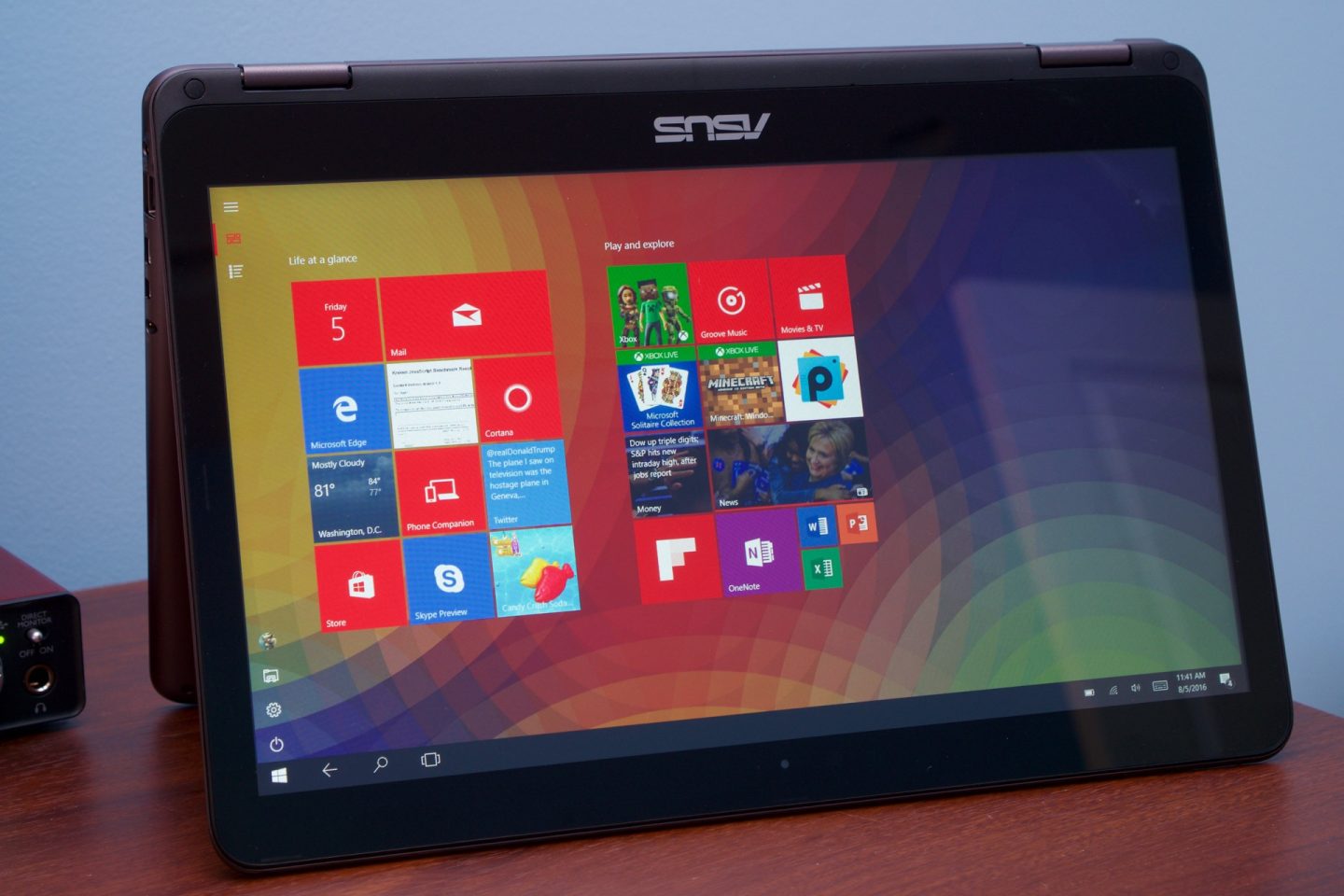 Review: Asus’ $700 Zenbook Flip isn’t quite worthy of the laptop it ...