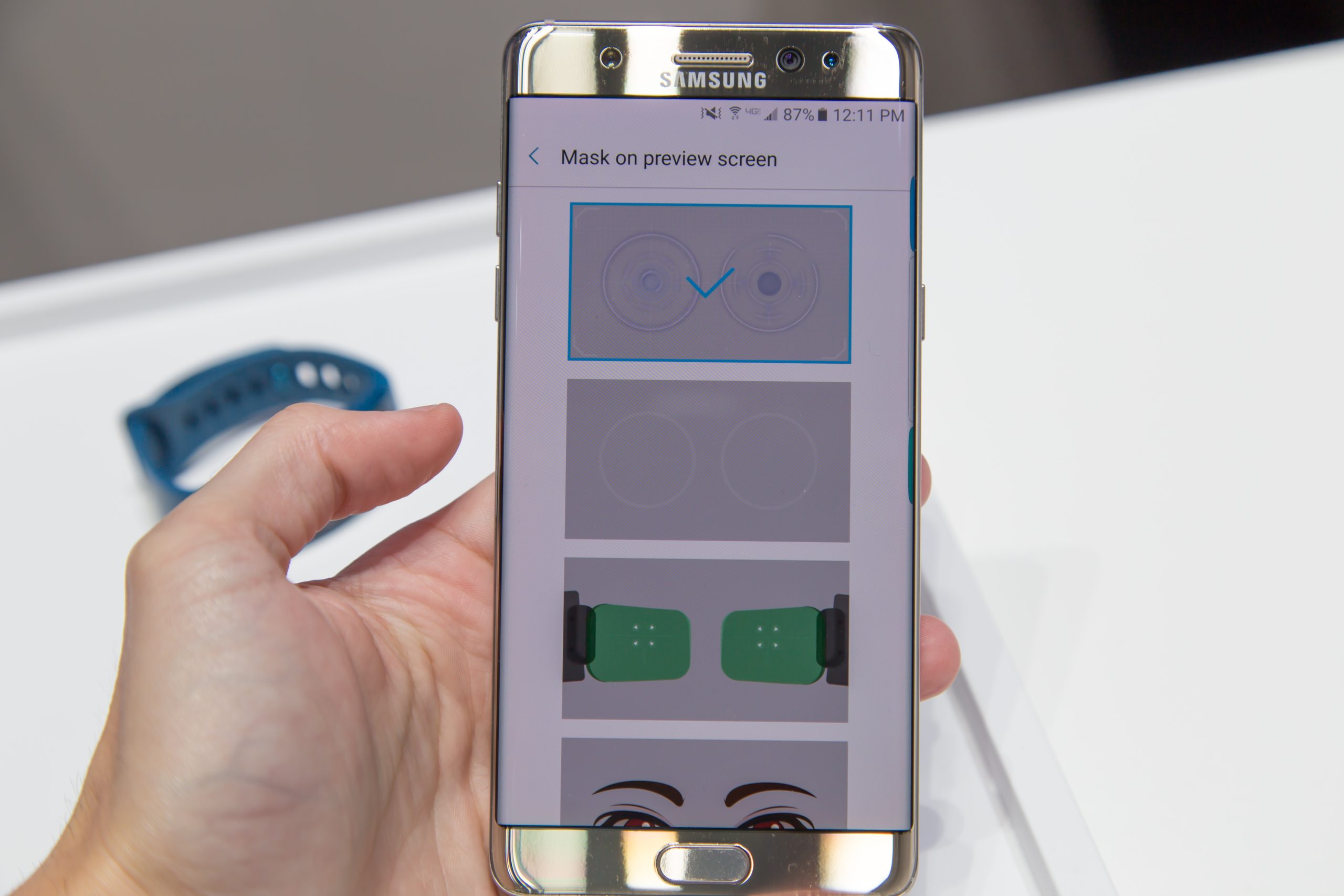 Galaxy Note 7 hands-on: Samsung goes full sci-fi with an iris scanner ...