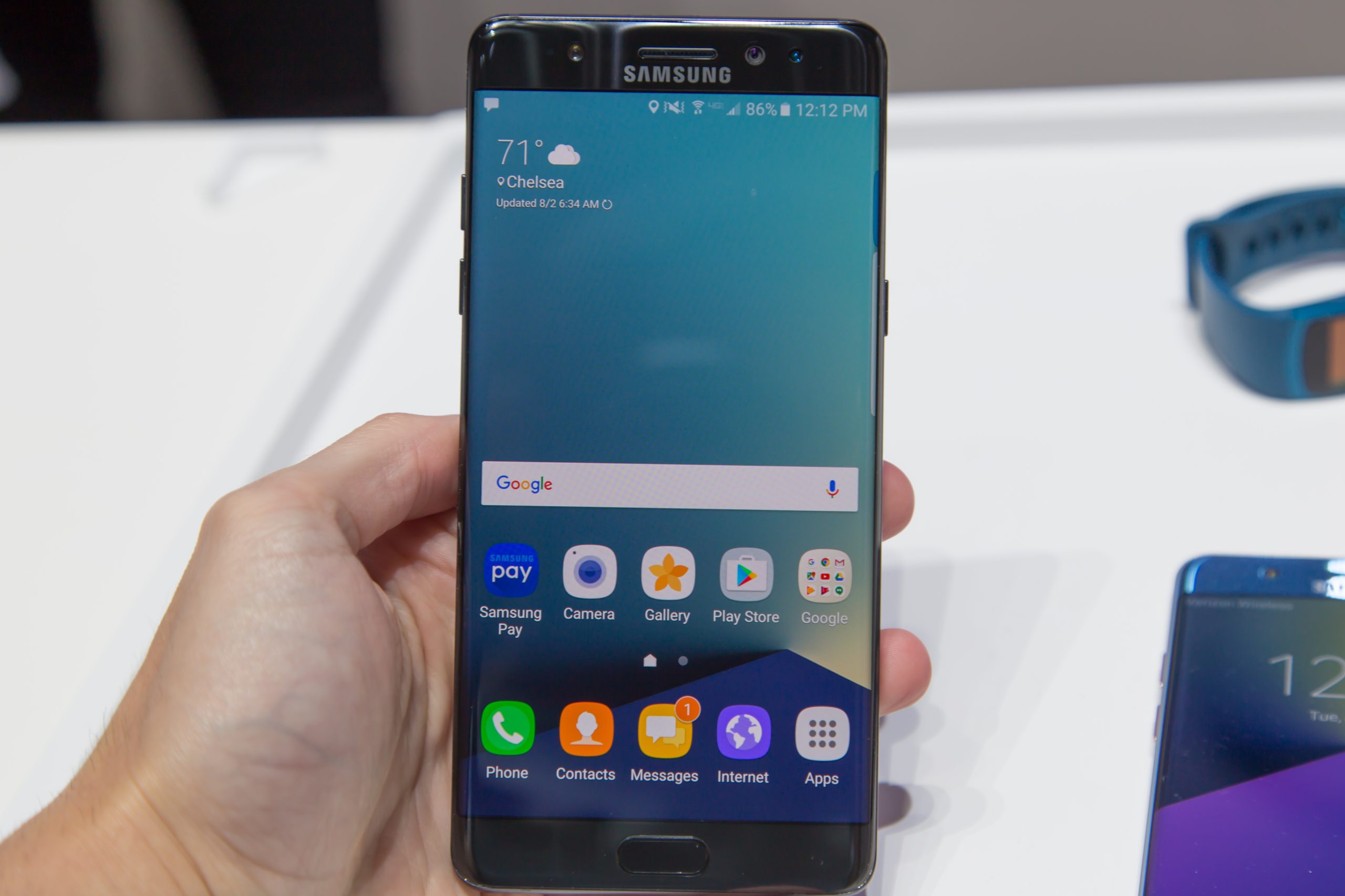 Galaxy Note 7 hands-on: Samsung goes full sci-fi with an iris scanner ...