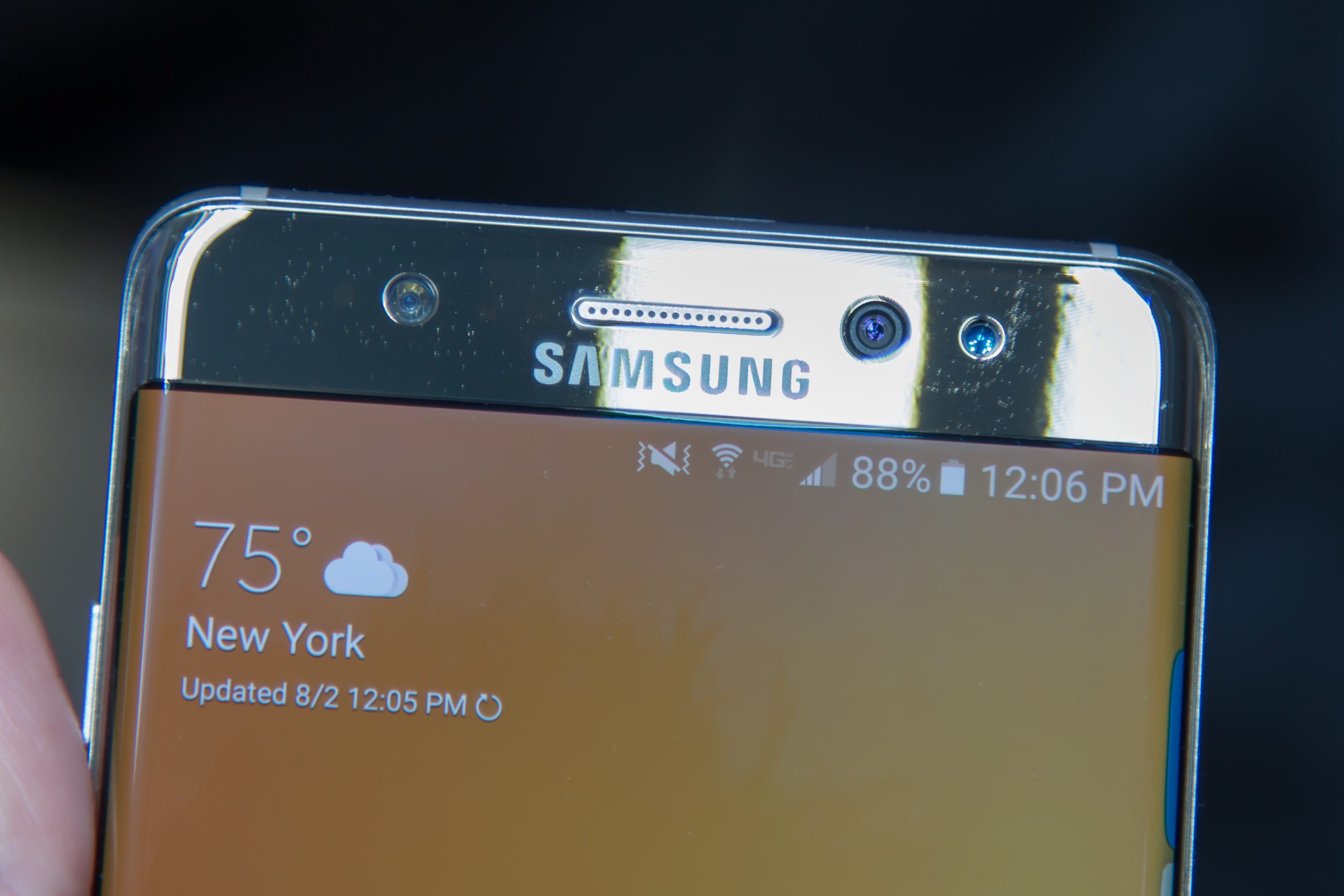 Galaxy Note 7 hands-on: Samsung goes full sci-fi with an iris scanner ...