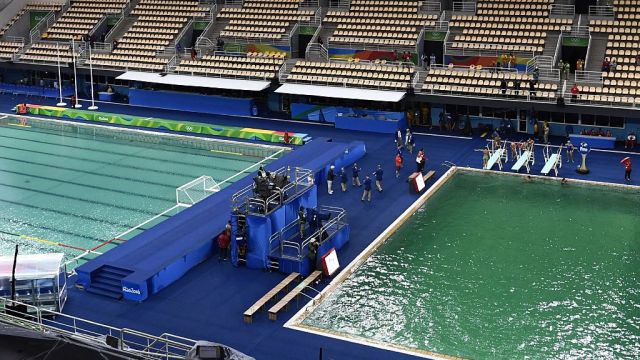 Rio diving pool—still green—now closed and smells like farts | Ars Technica