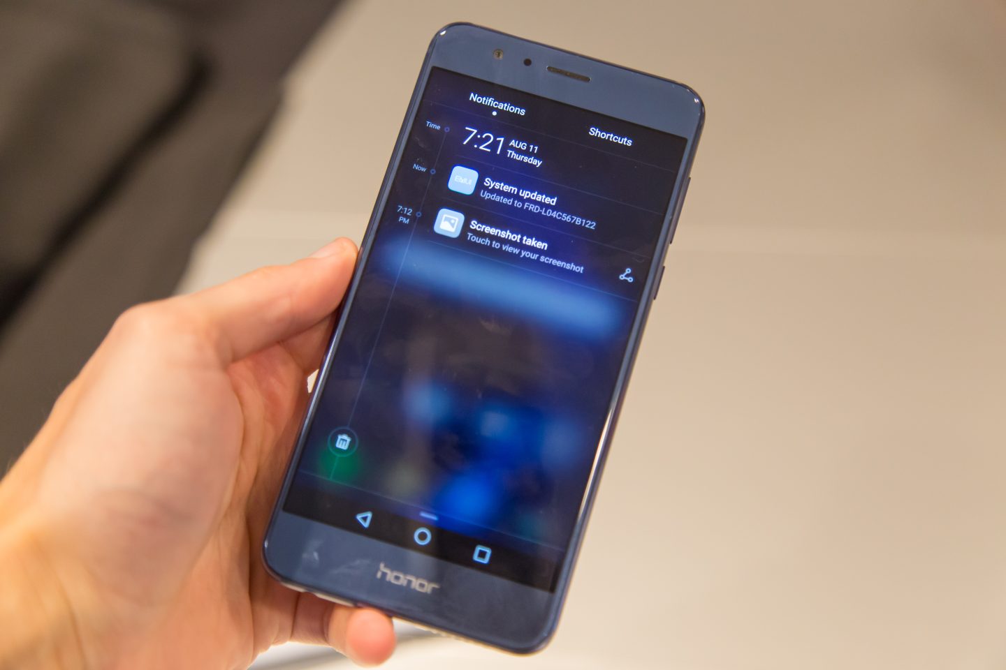 Hands-on with Huawei’s Honor 8—$400 for flagship-class specs - Ars Technica