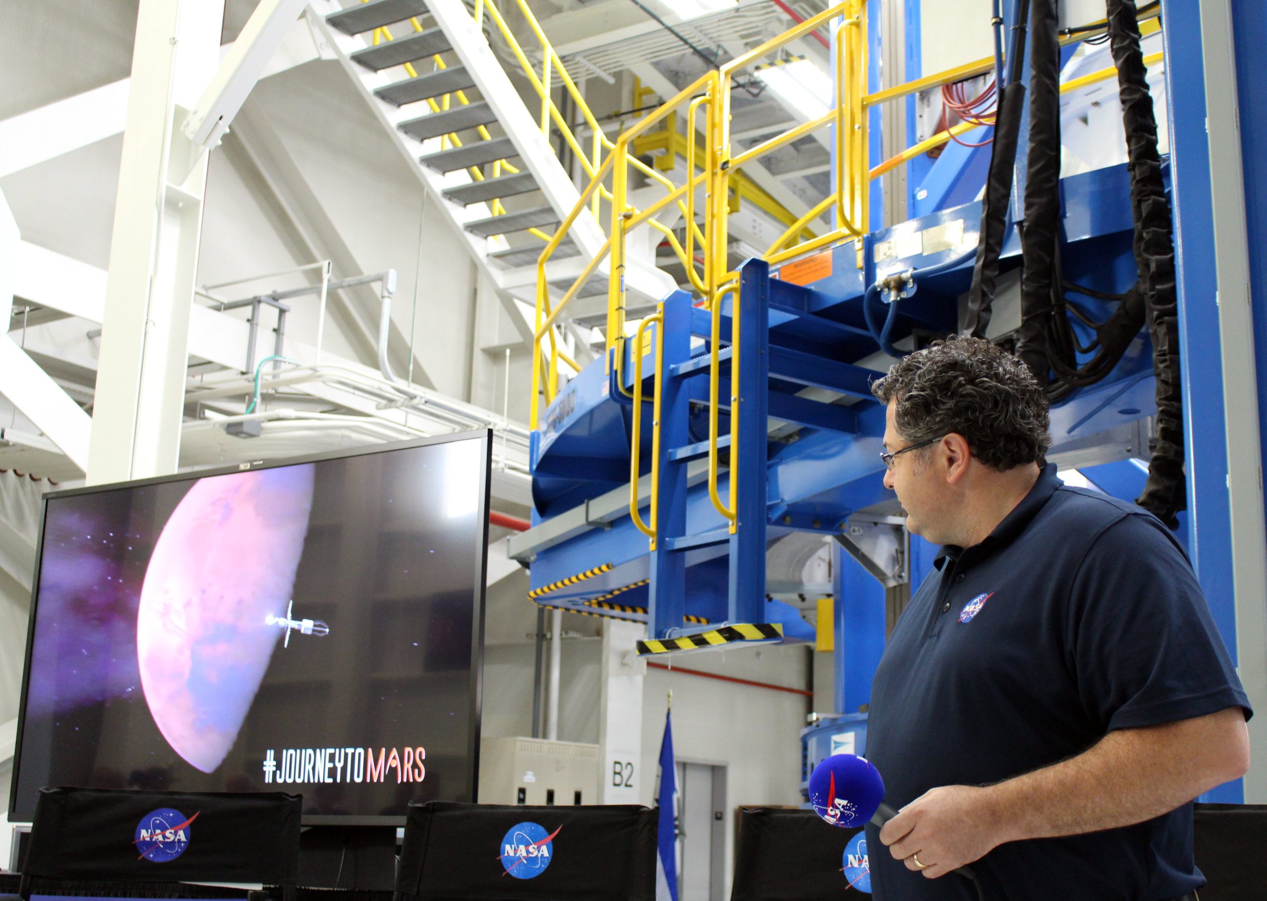 How I learned to stop worrying and love the big $60B NASA rocket - Ars ...