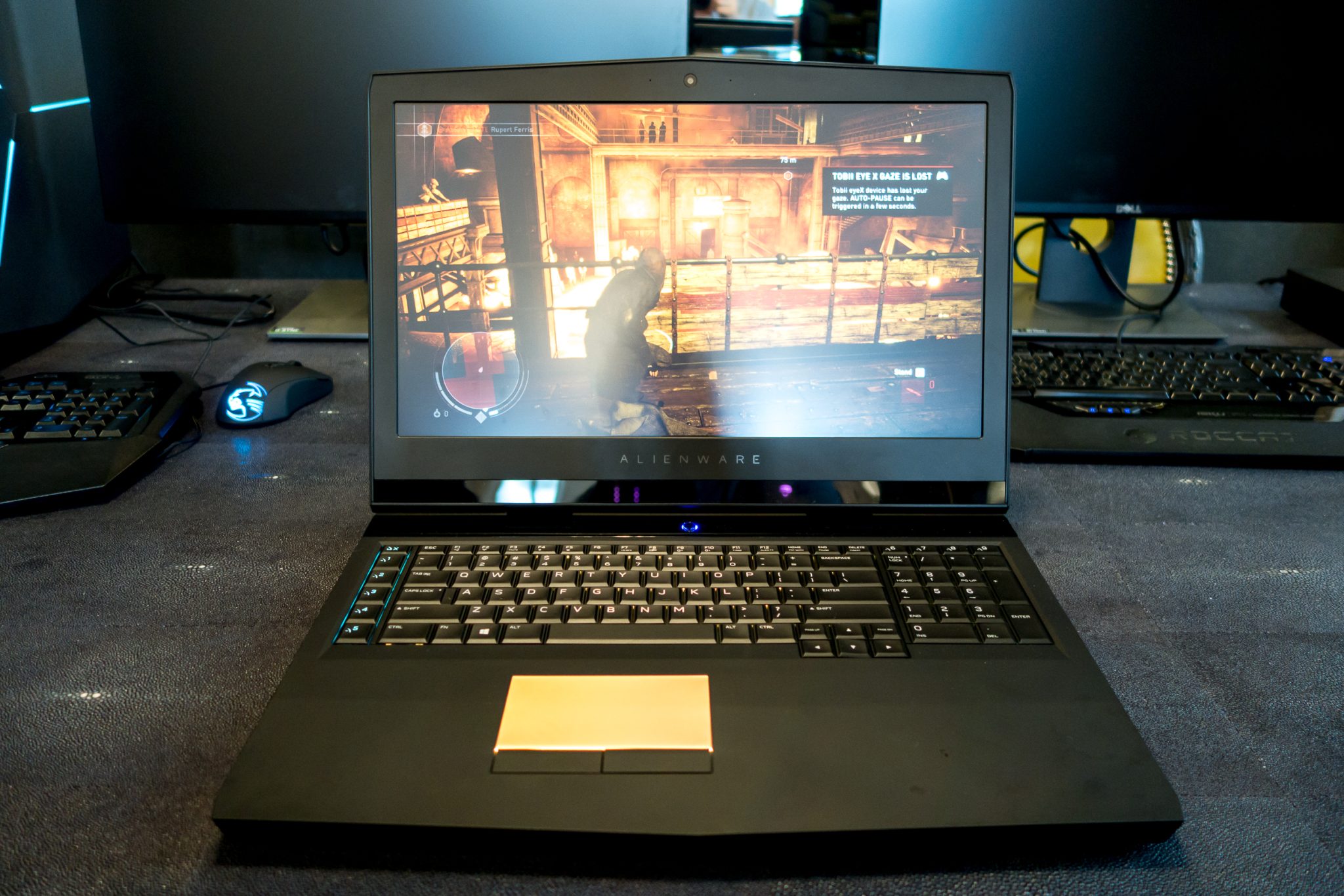 Alienware focuses on mobility with sleek, revamped new laptops - Ars ...
