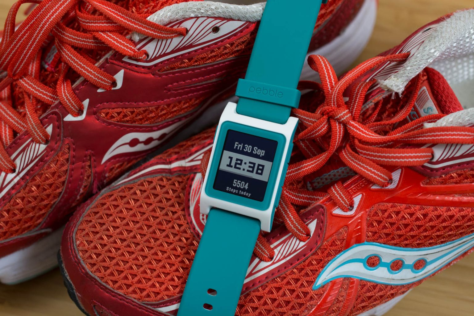 Fitbit slaps expiration date on Pebble smartwatch support - Ars Technica