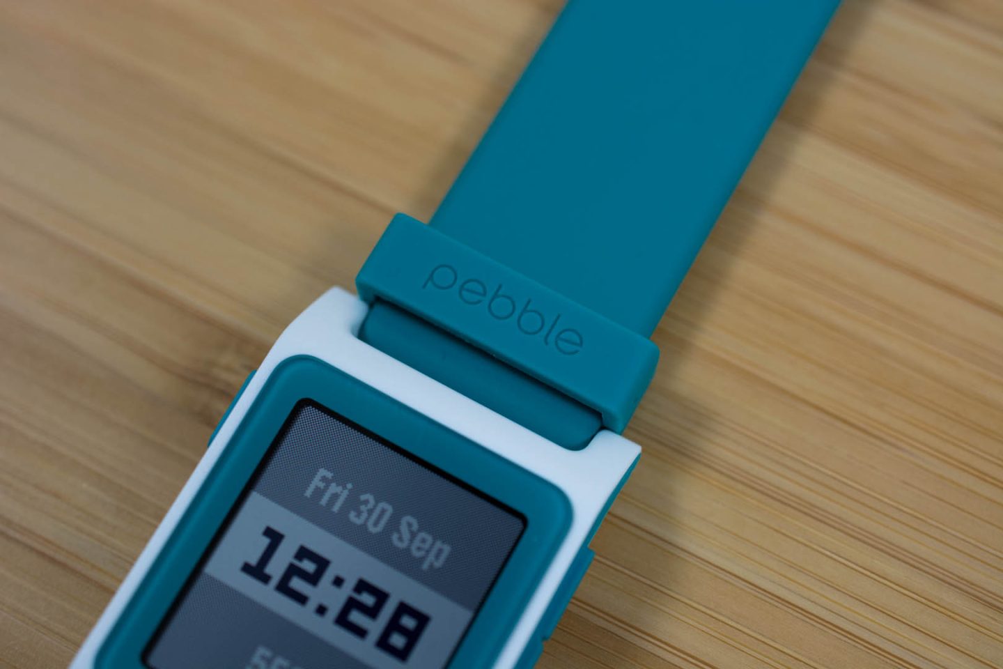 Pebble 2 reviewed: Proof that a heart rate monitor doesn’t make a ...