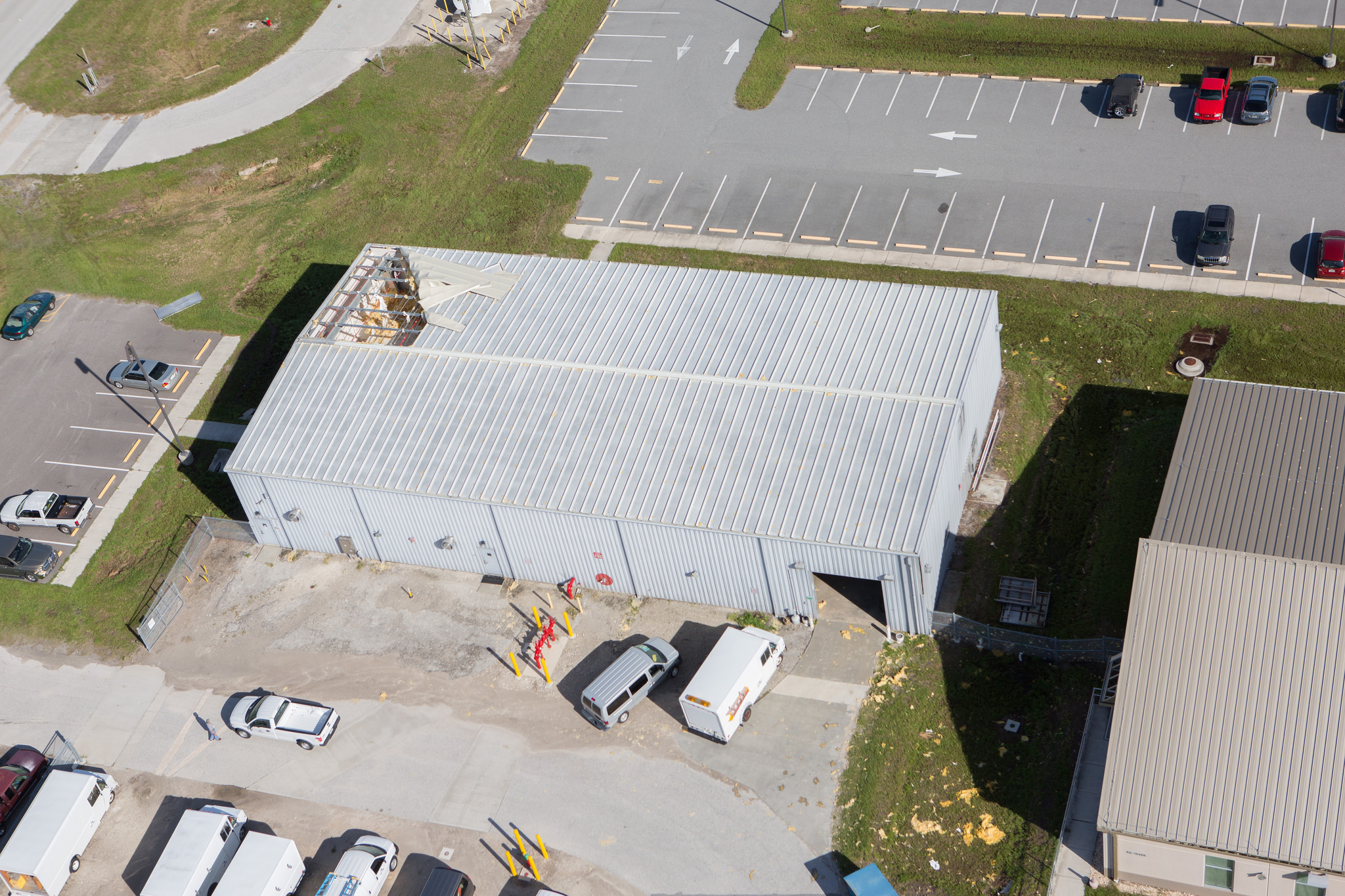 NASA photos reveal only minor space center damage from Hurricane ...