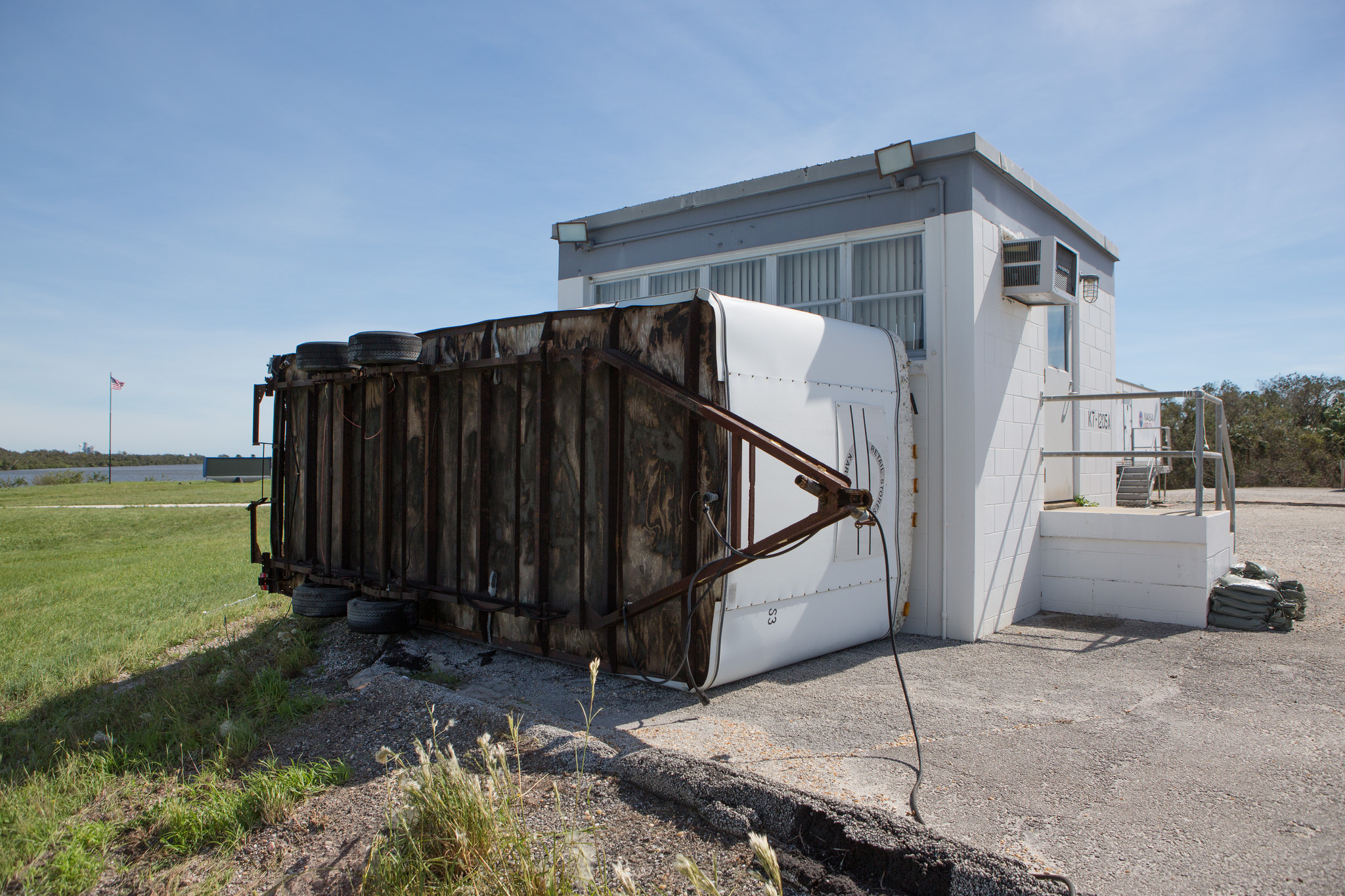 NASA photos reveal only minor space center damage from Hurricane ...