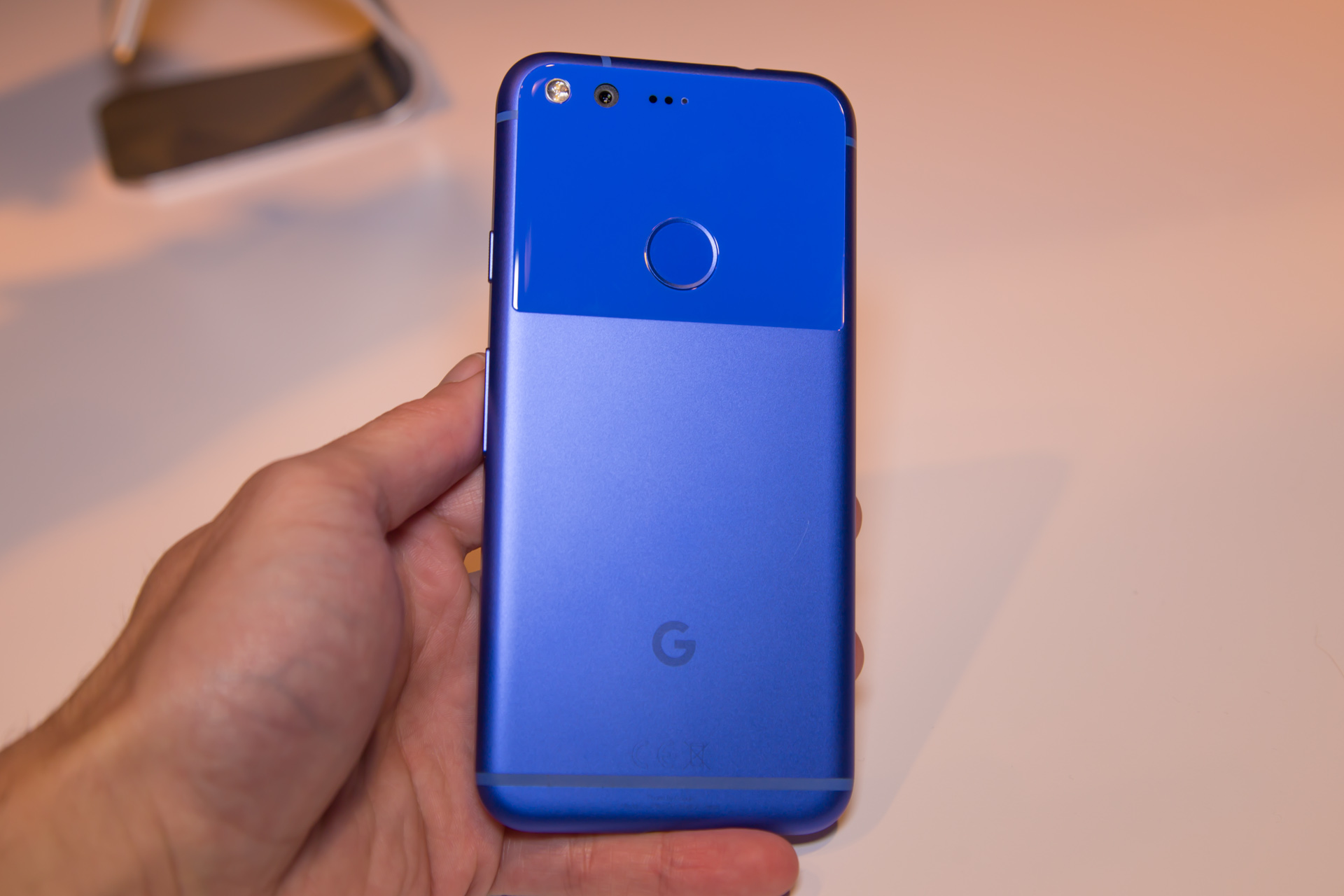 Hands-on with the Pixel and Pixel XL: Google’s iPhones seem fine - Ars ...