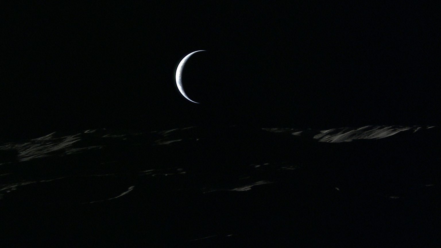Japan’s HD photos of the Moon are the coolest thing you’ll see today ...