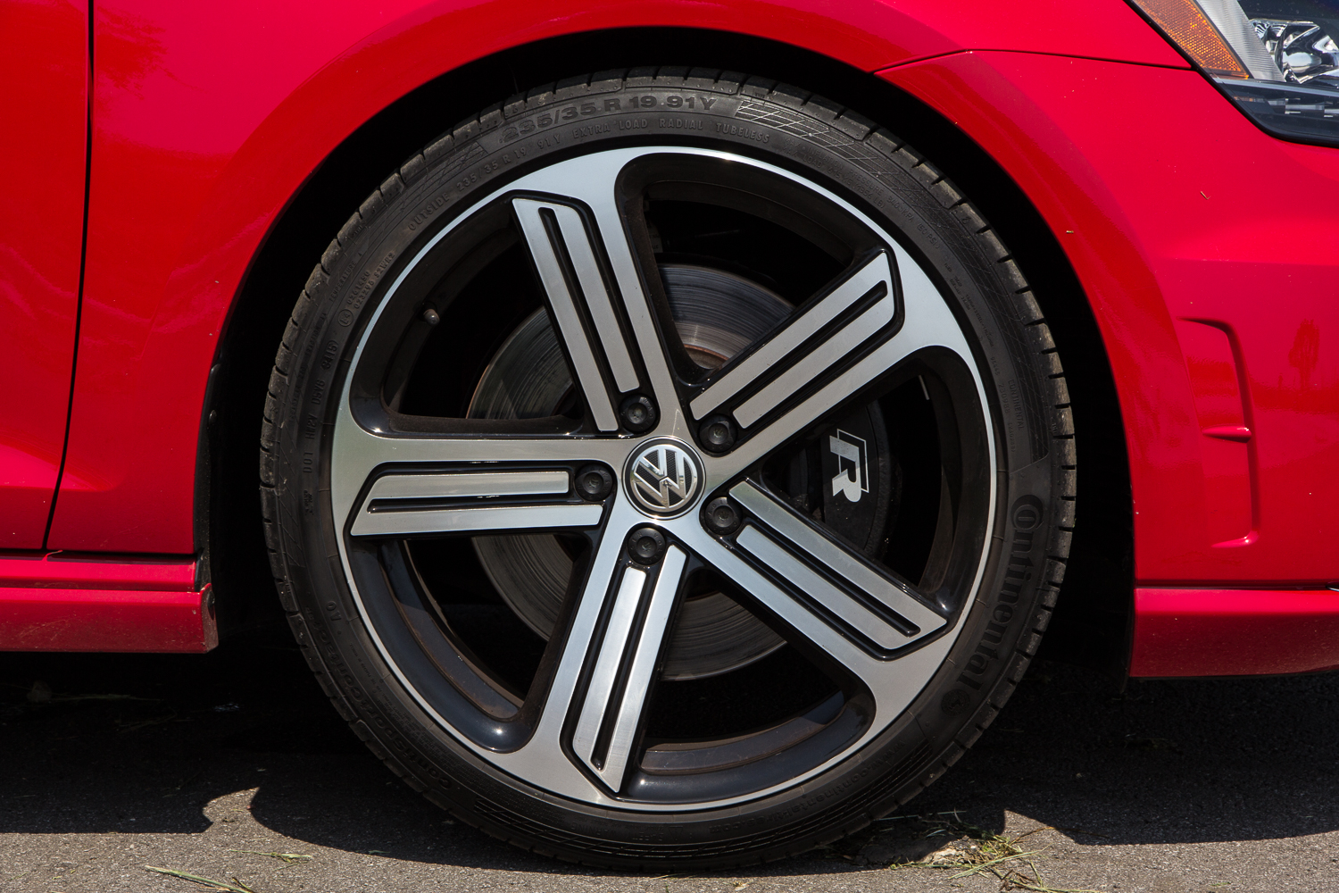 The 2016 Golf R: Ars puts Volkswagen’s hottest hatch to the test - Ars ...