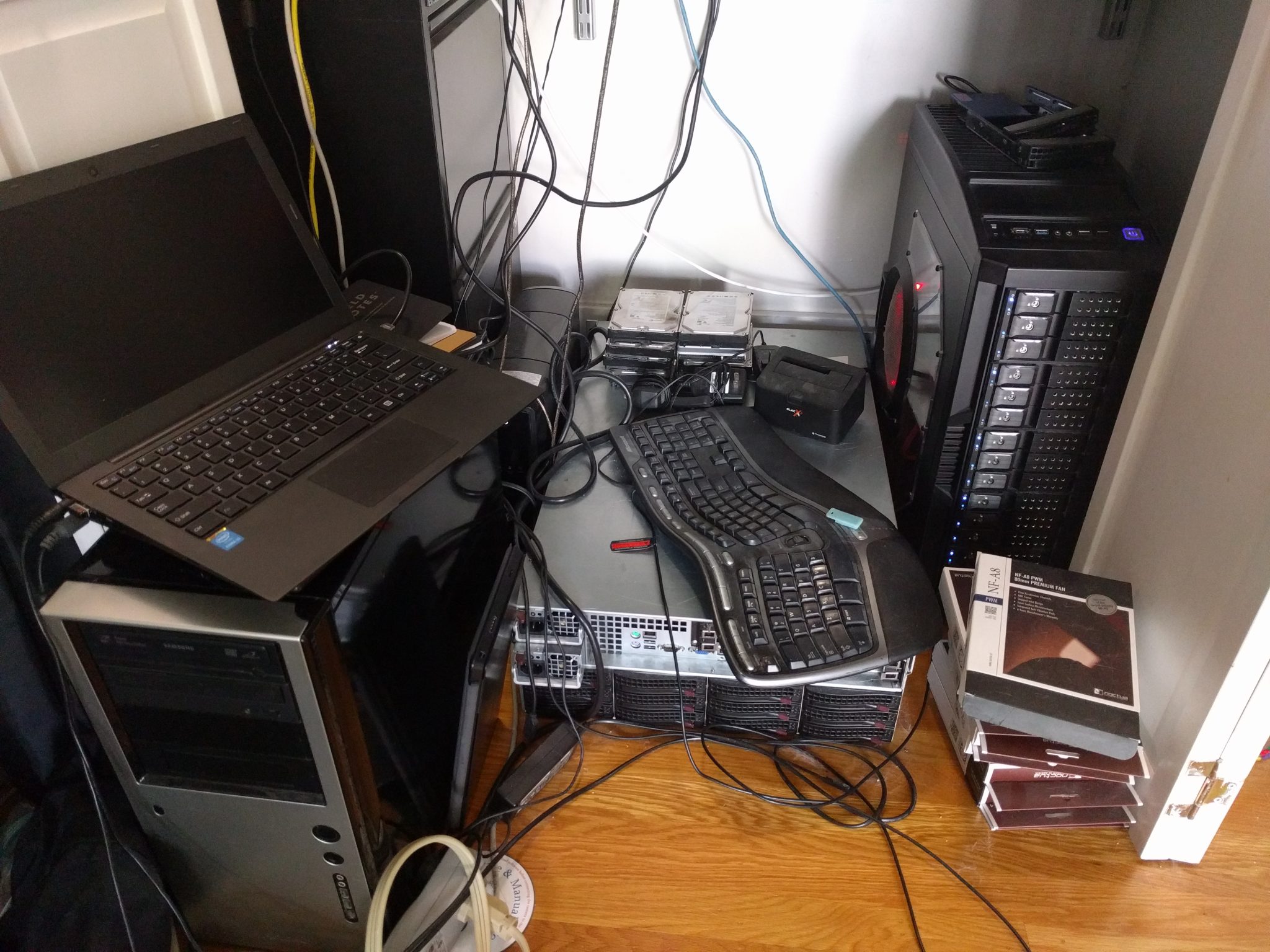From sprinklers to battlestations: Ars staffers’ crazy home lab ...