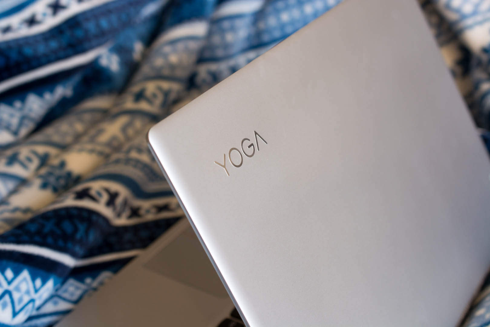 Lenovo Yoga 910 review: A convertible you’ll want to show off and use ...