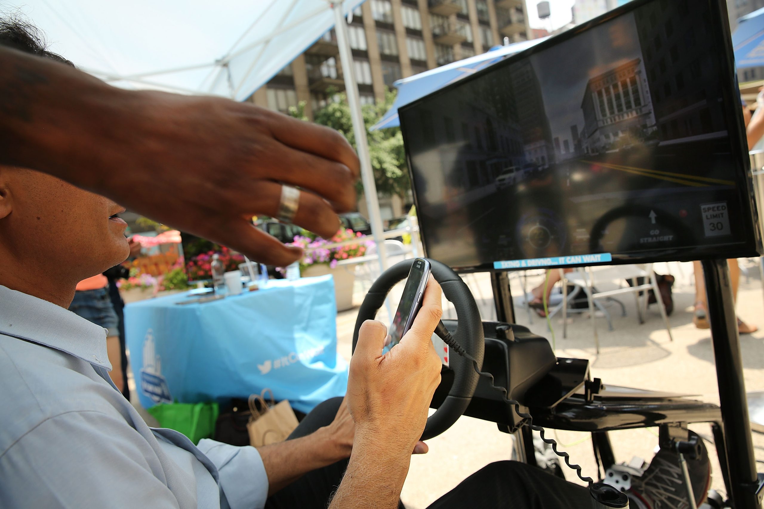 The state(s) of texting and driving in the US - Ars Technica