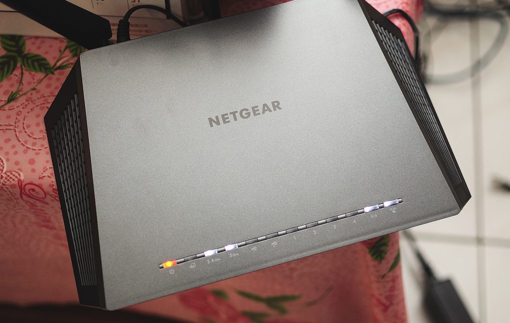 Stop using Netgear routers with unpatched security bug, experts warn ...