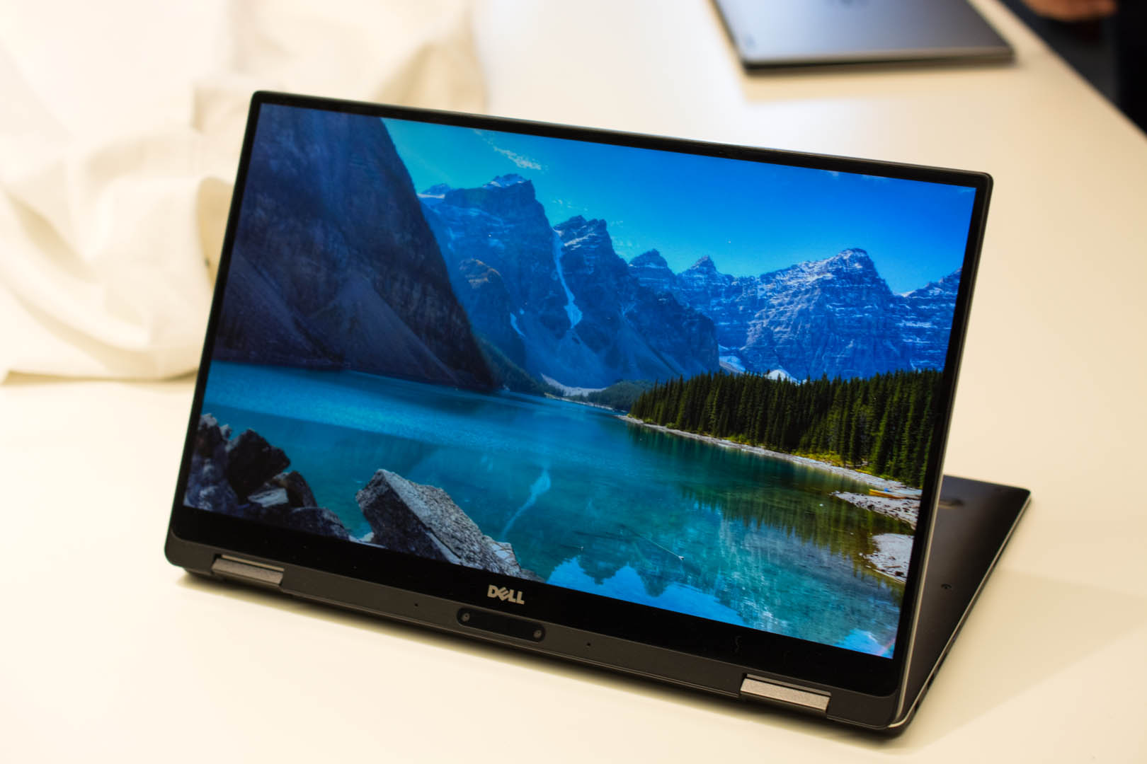 Dell embraces the two-in-one trend with new XPS 13 convertible - Ars ...