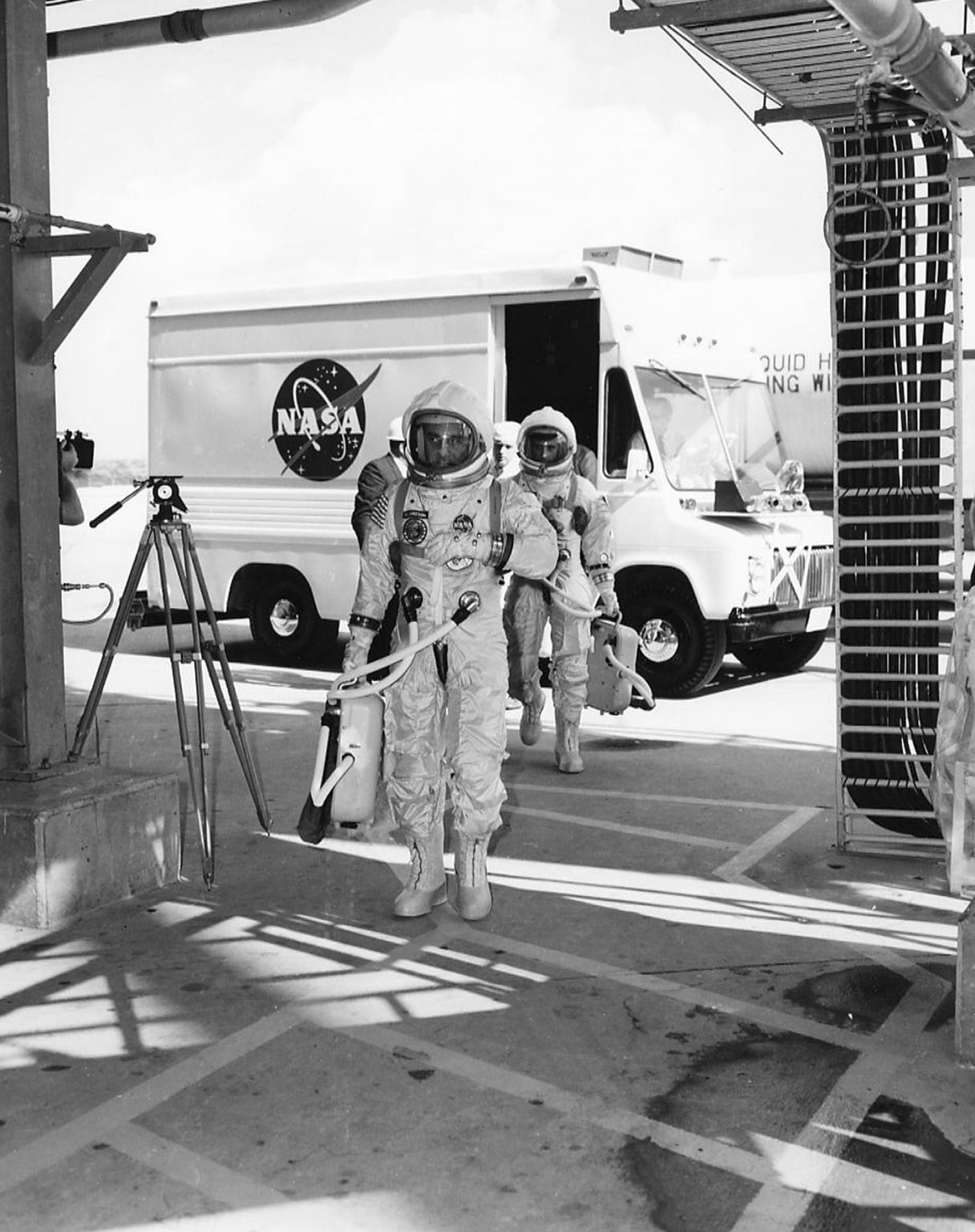 The hell of Apollo 1: Pure oxygen, a single spark, and death in 17 ...