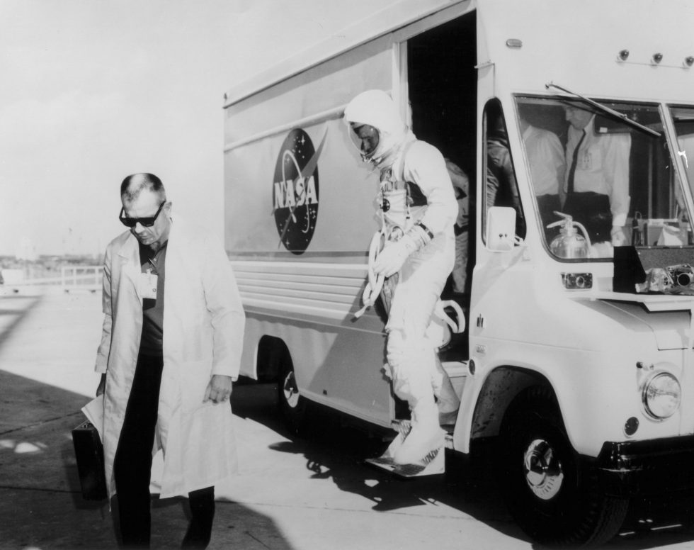 The hell of Apollo 1: Pure oxygen, a single spark, and death in 17 ...