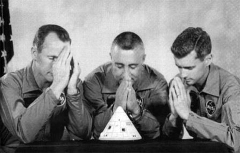 The Hell Of Apollo 1 Pure Oxygen A Single Spark And Death In 17