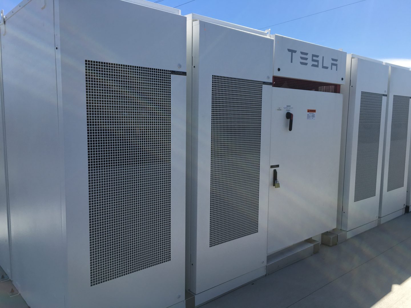 A look at the new battery storage facility in California built with ...