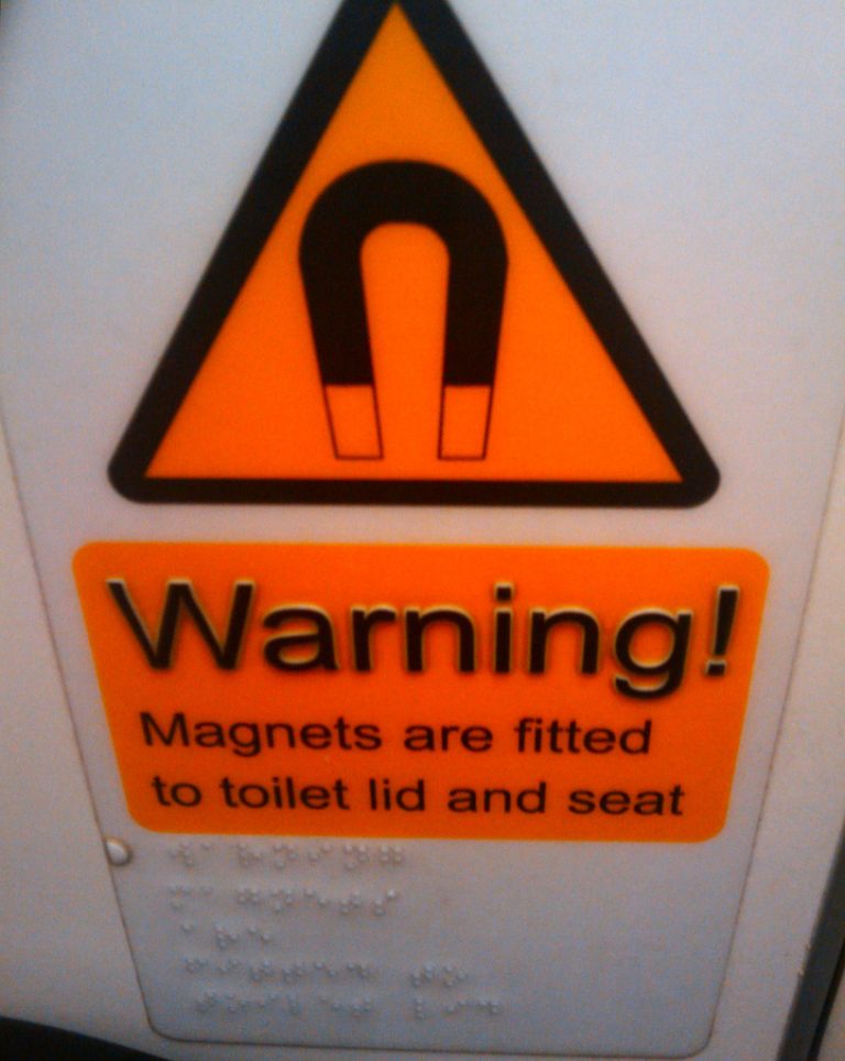 Fastest magnetic read/write ever is incredibly energy efficient - Ars ...