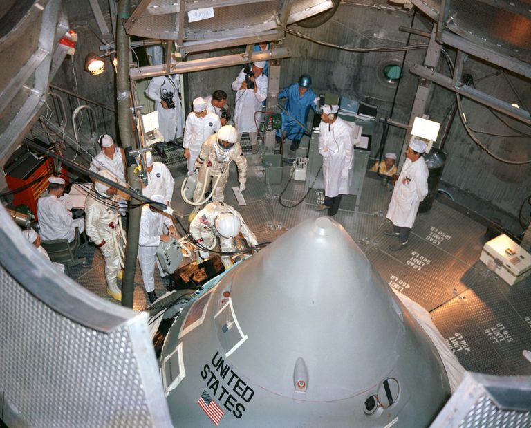 The hell of Apollo 1: Pure oxygen, a single spark, and death in 17 ...