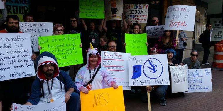 At PAX South, gamers gather to protest Trump | Ars Technica