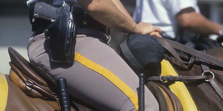 New holster forces all nearby body cams to start recording when gun is ...