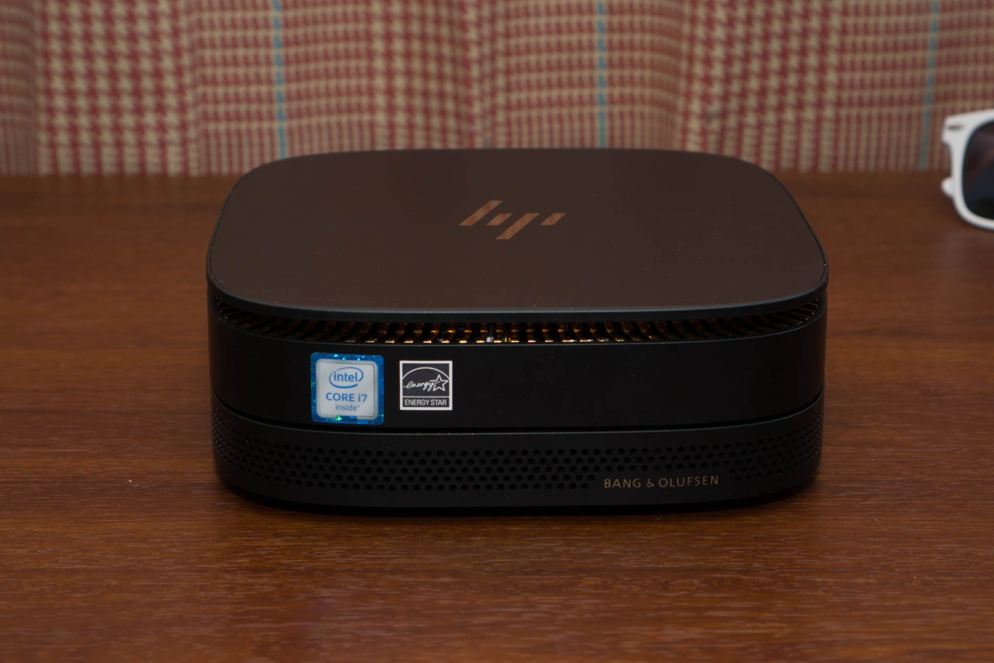 Review: HP’s Elite Slice is a cool possible future for the desktop ...