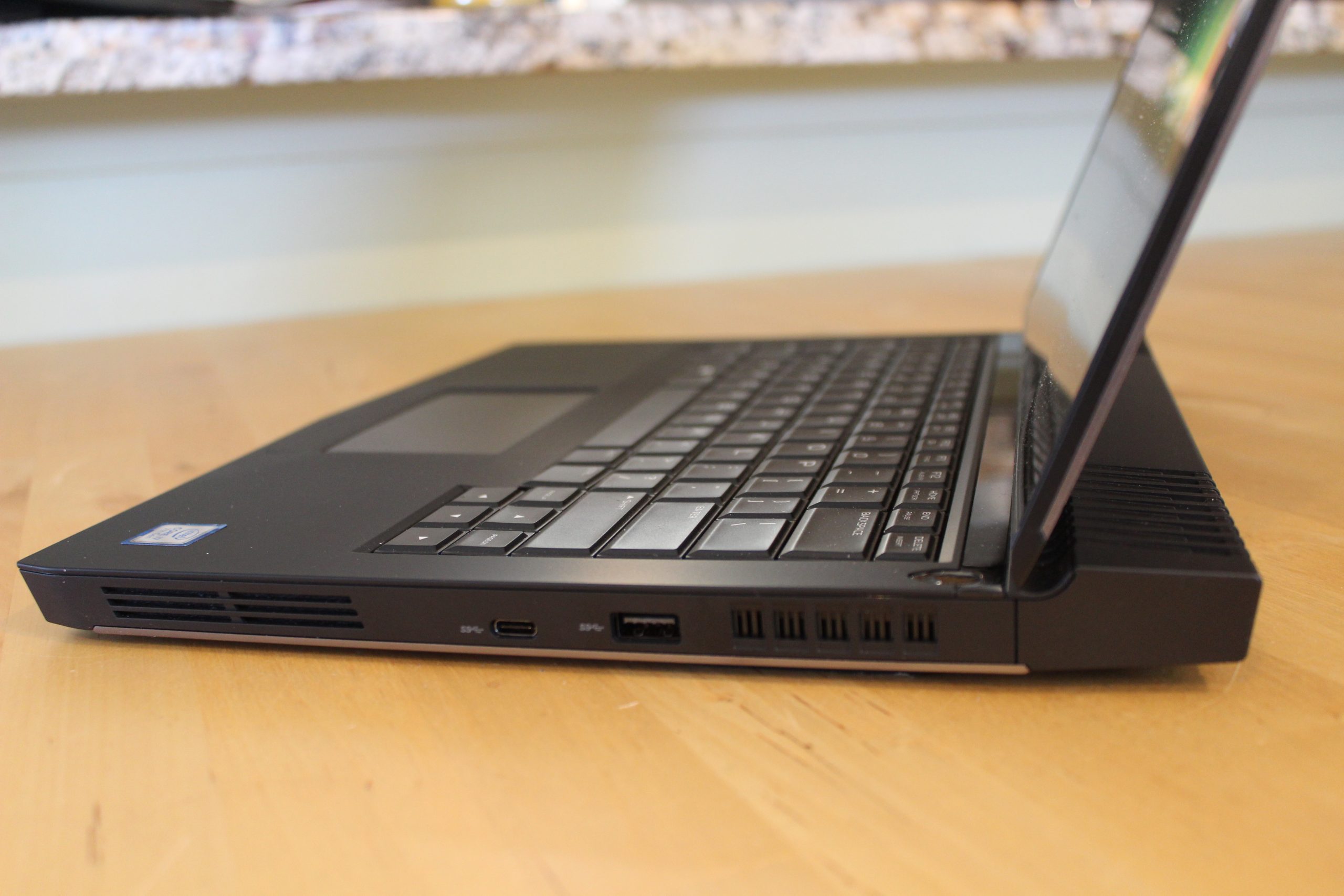 Alienware 13 R3: Powerful and pretty, if you don’t mind junk in the ...