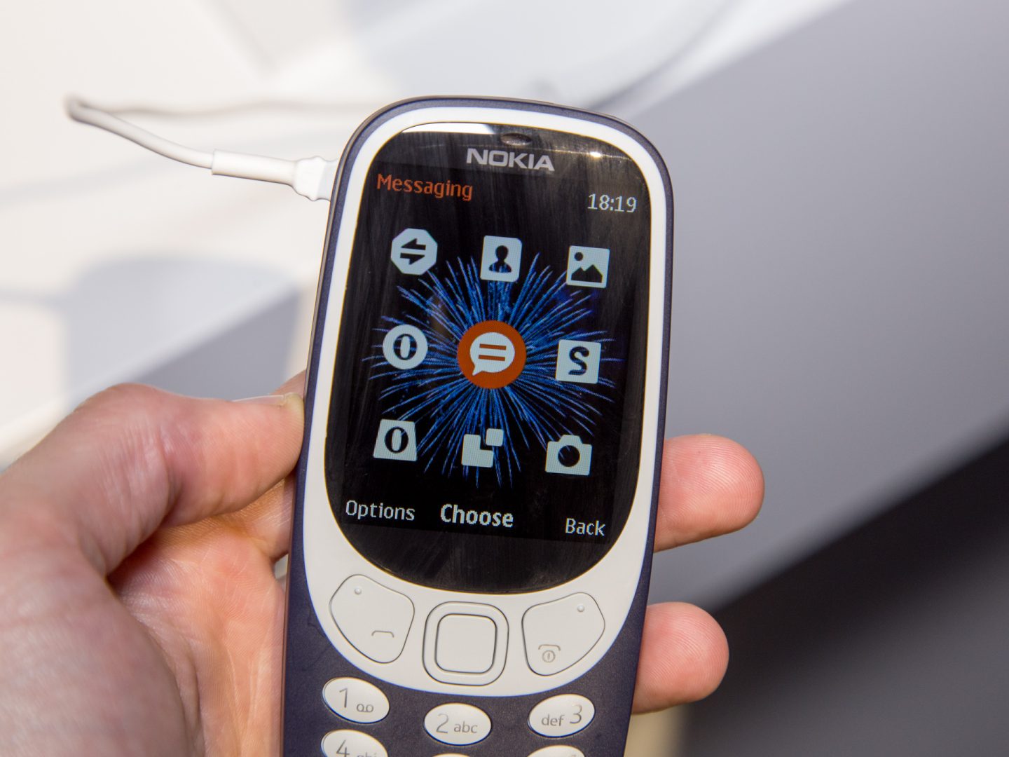 Nokia 3310 hands-on: It’s hard not to like this modern take on the ...