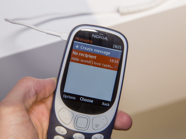 Nokia 3310 hands-on: It’s hard not to like this modern take on the ...
