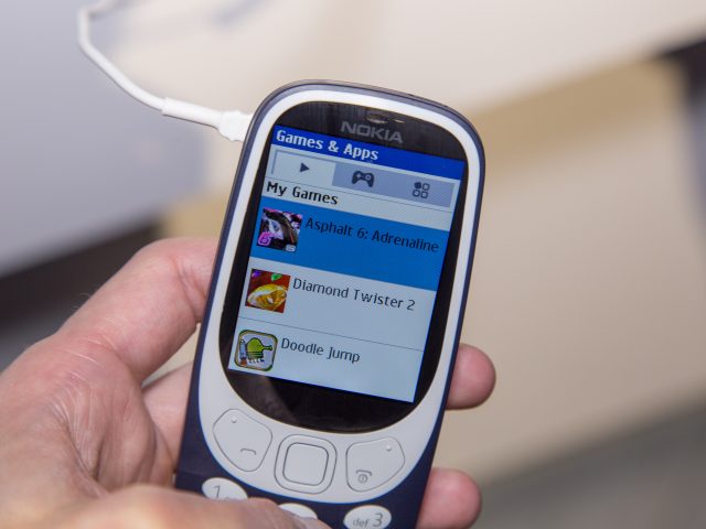 Nokia 3310 hands-on: It’s hard not to like this modern take on the ...