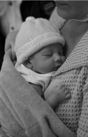 Kangaroo care—why keeping baby close is better for everyone - Ars Technica
