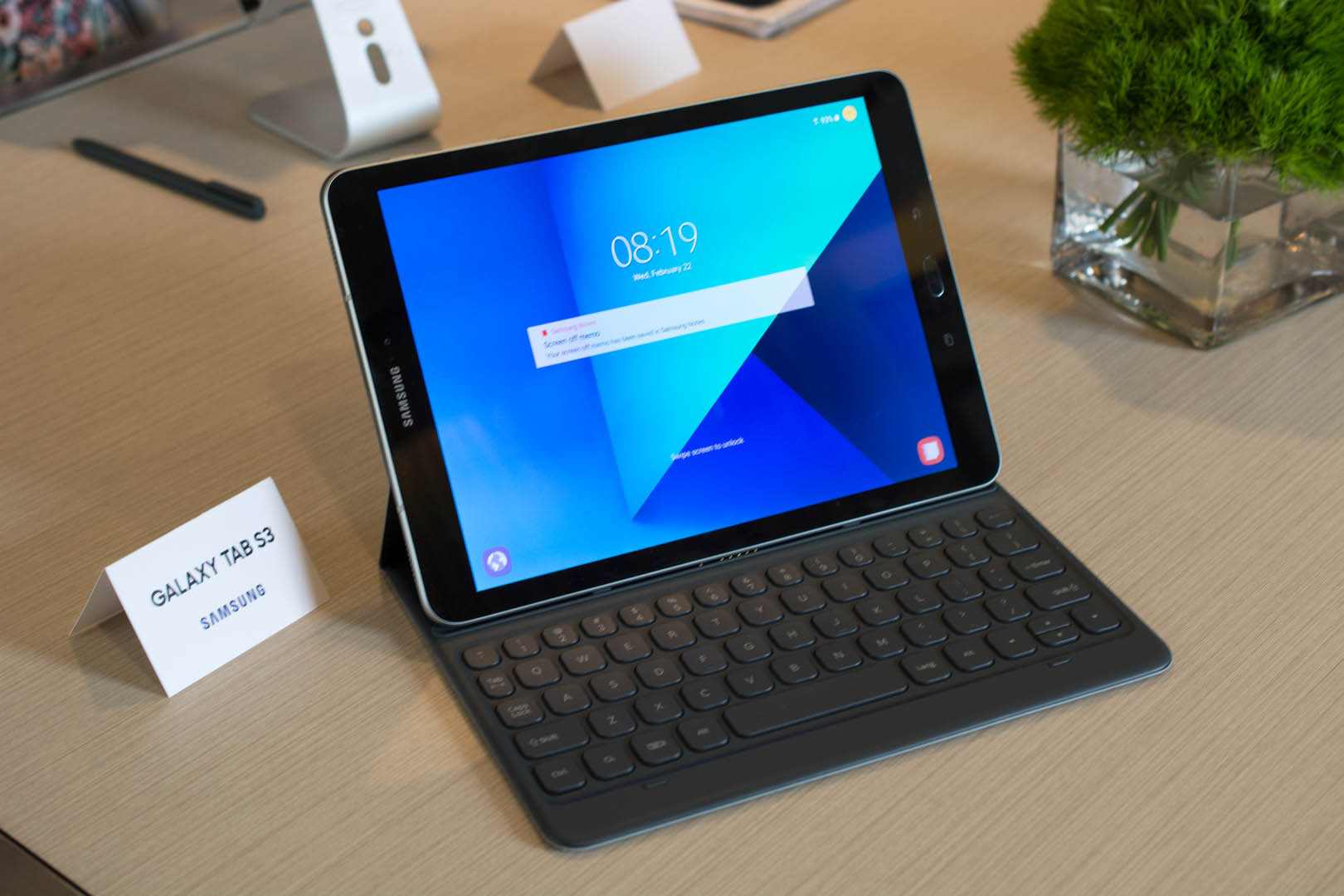 Samsung tackles tablets and two-in-ones with new Tab S3 and Galaxy Book ...
