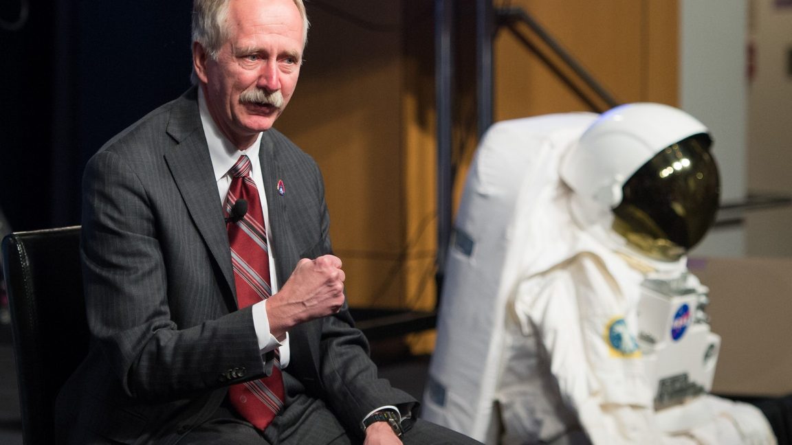 William Gerstenmaier joins SpaceX, and that’s a really big deal - Ars ...