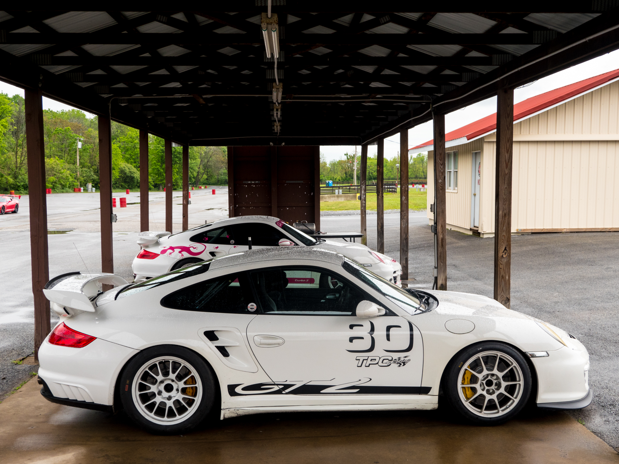 DSC Sport’s clever algorithms transform the Porsche Cayman GT4 - Ars ...