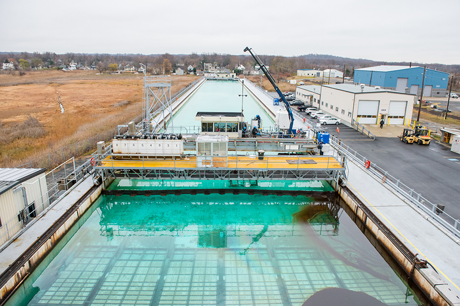 Oleo sponge invented at Argonne National Laboratory can sop up oil in a ...
