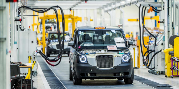Electric TX5 black cabs start rolling off the production line | Ars ...