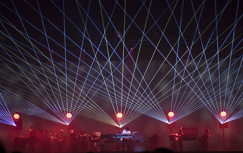 Like disappearing ink, but cooler: Laser-powered invisible images ...