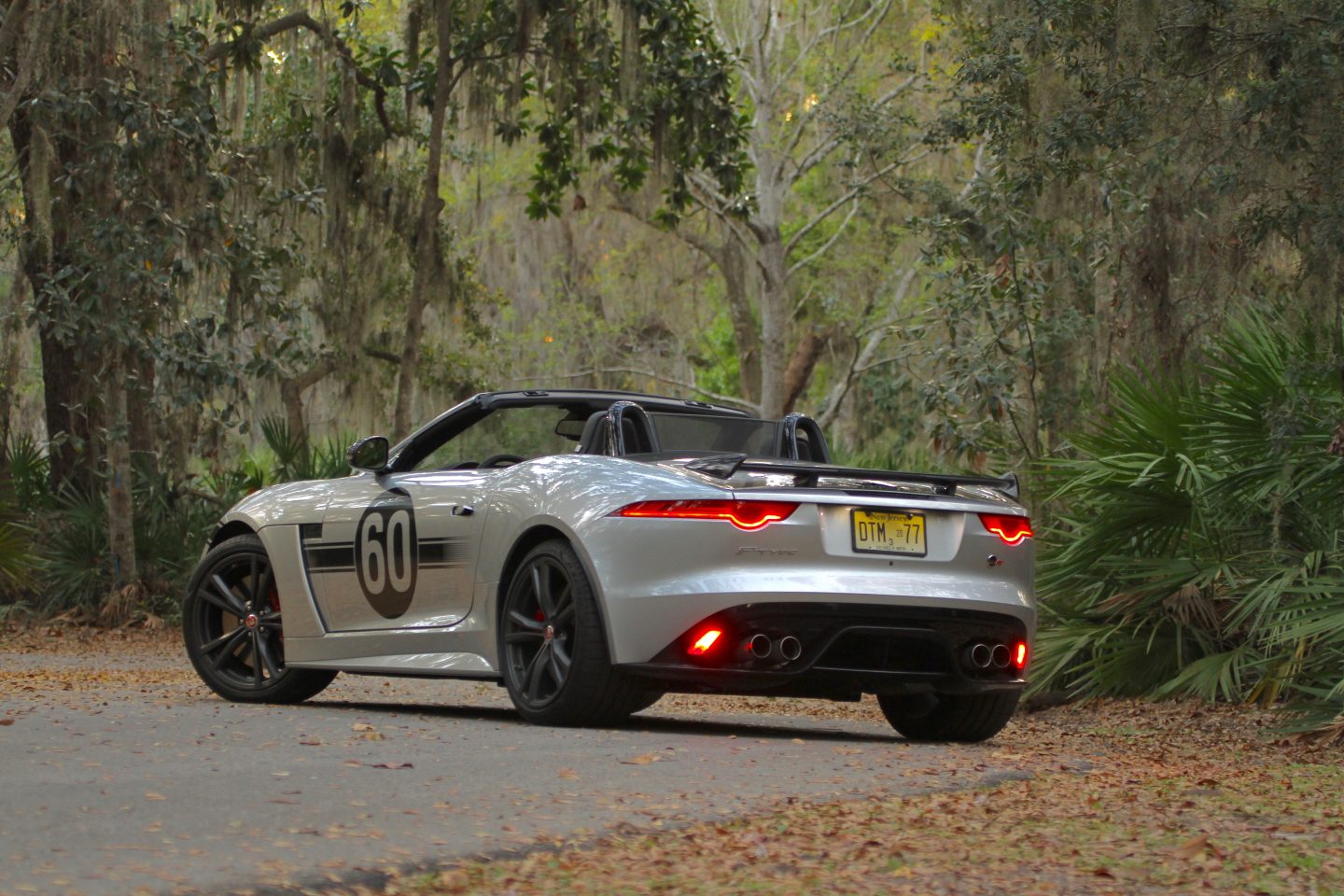 Lighter weight, lower drag, and more power—the Jaguar F-Type SVR - Ars ...