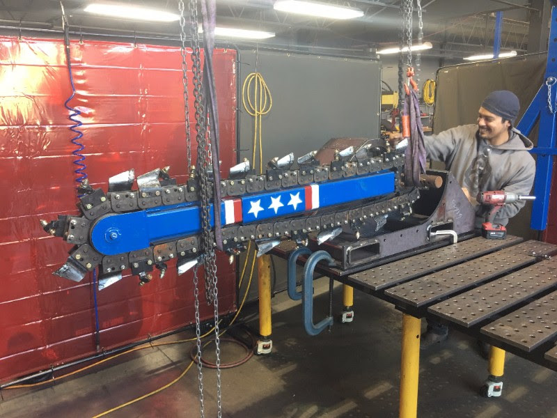 America takes on Japan in terrifying giant mech battle this August ...