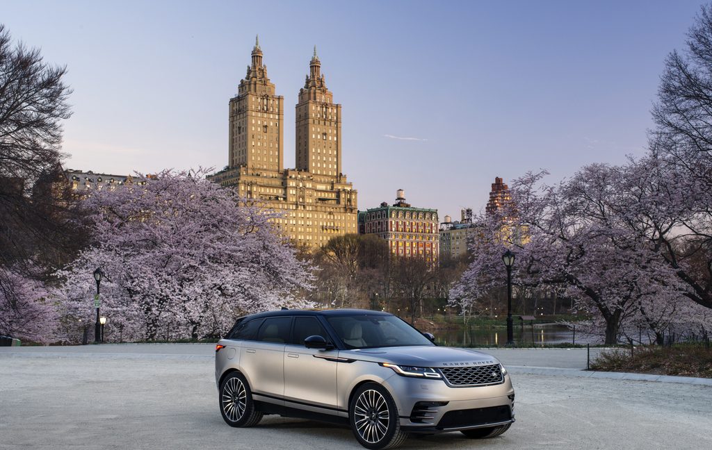 Range Rover raids Manhattan with US debut of posh new Velar SUV - Ars ...