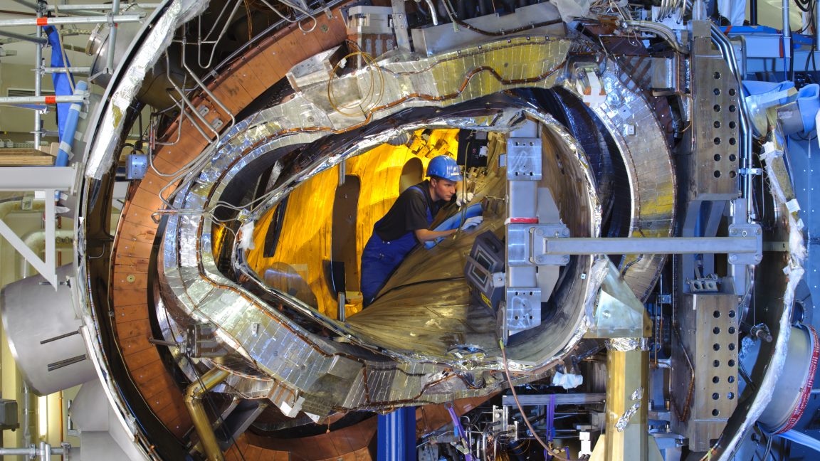 Stellarator’s plasma results show a triumph of engineering and modeling ...